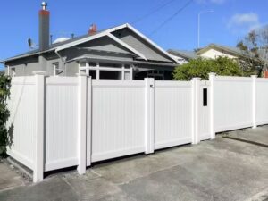 Fence Ideas NZ: Best Fencing Options for Auckland Homes